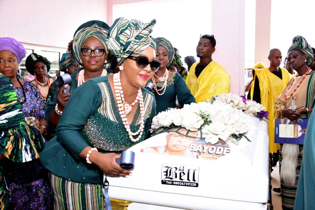 DORIAN HOME CEO TOLULOLA BAYODE, SIBLINGS BID FATHER FAREWELL - Germane ...